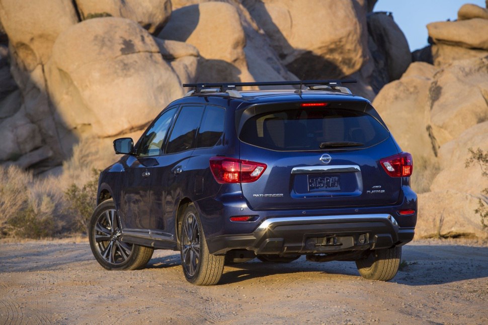 Nissan Pathfinder technical specifications and fuel economy